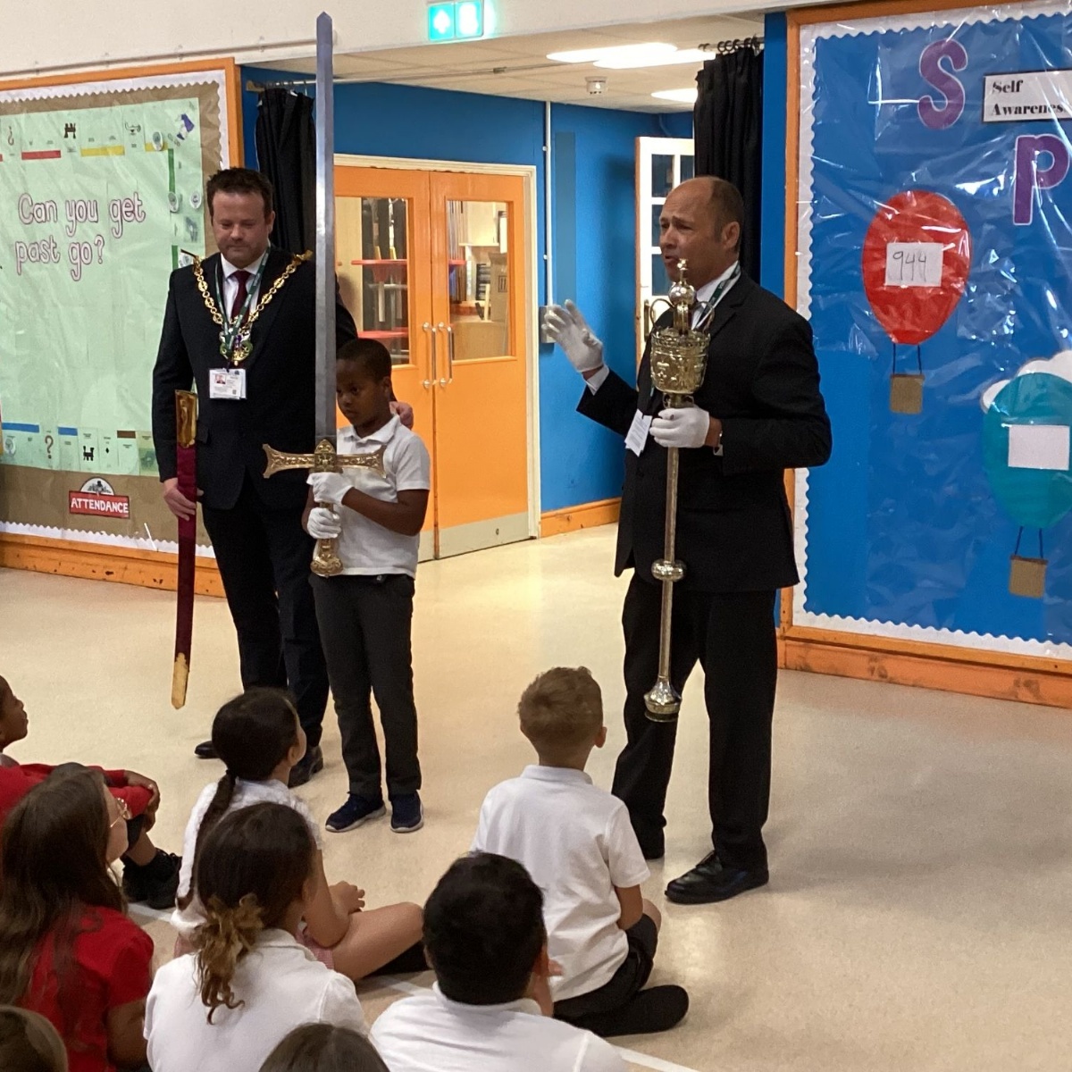 Springfield Primary School - Mayor OF Ipswich visits sjs!